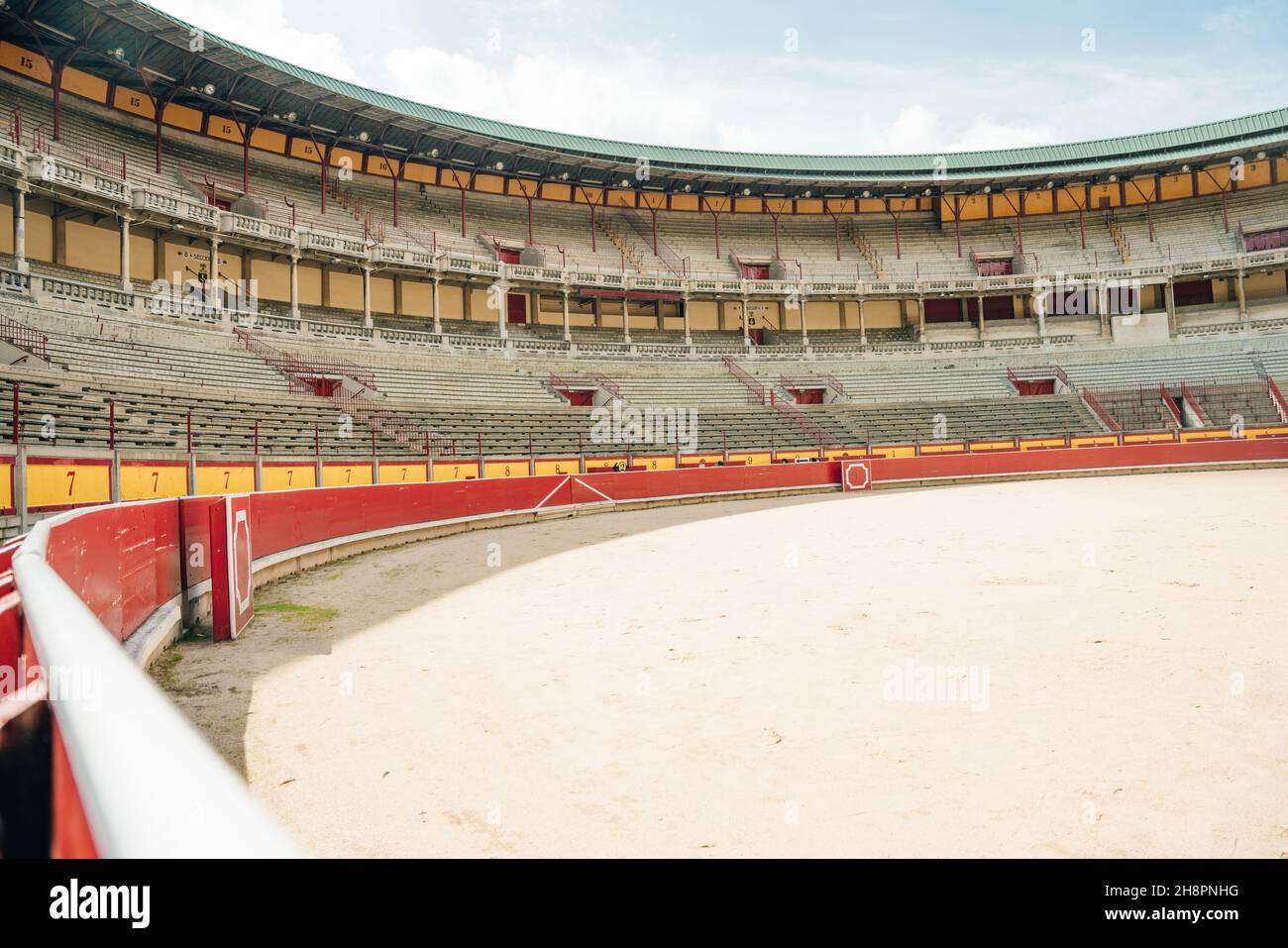 Plaza de toros de pamplona hi-res stock photography and images - Alamy