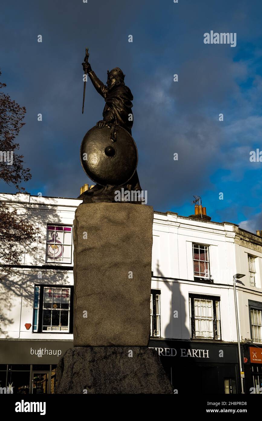 King Alfred Statue, Winchester Stock Photo - Alamy