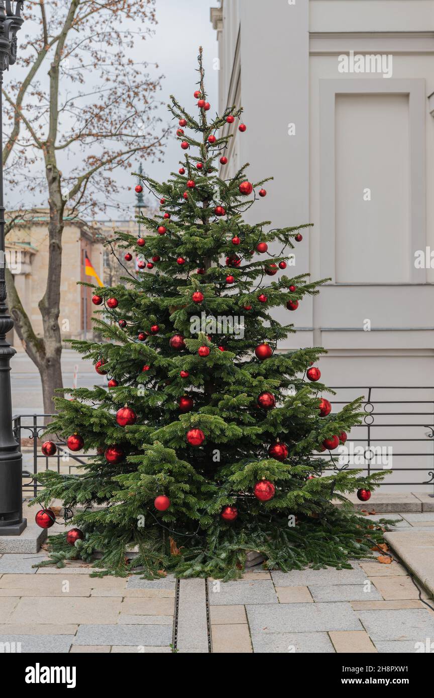 Beautiful christmas xmas trees hi-res stock photography and images - Alamy