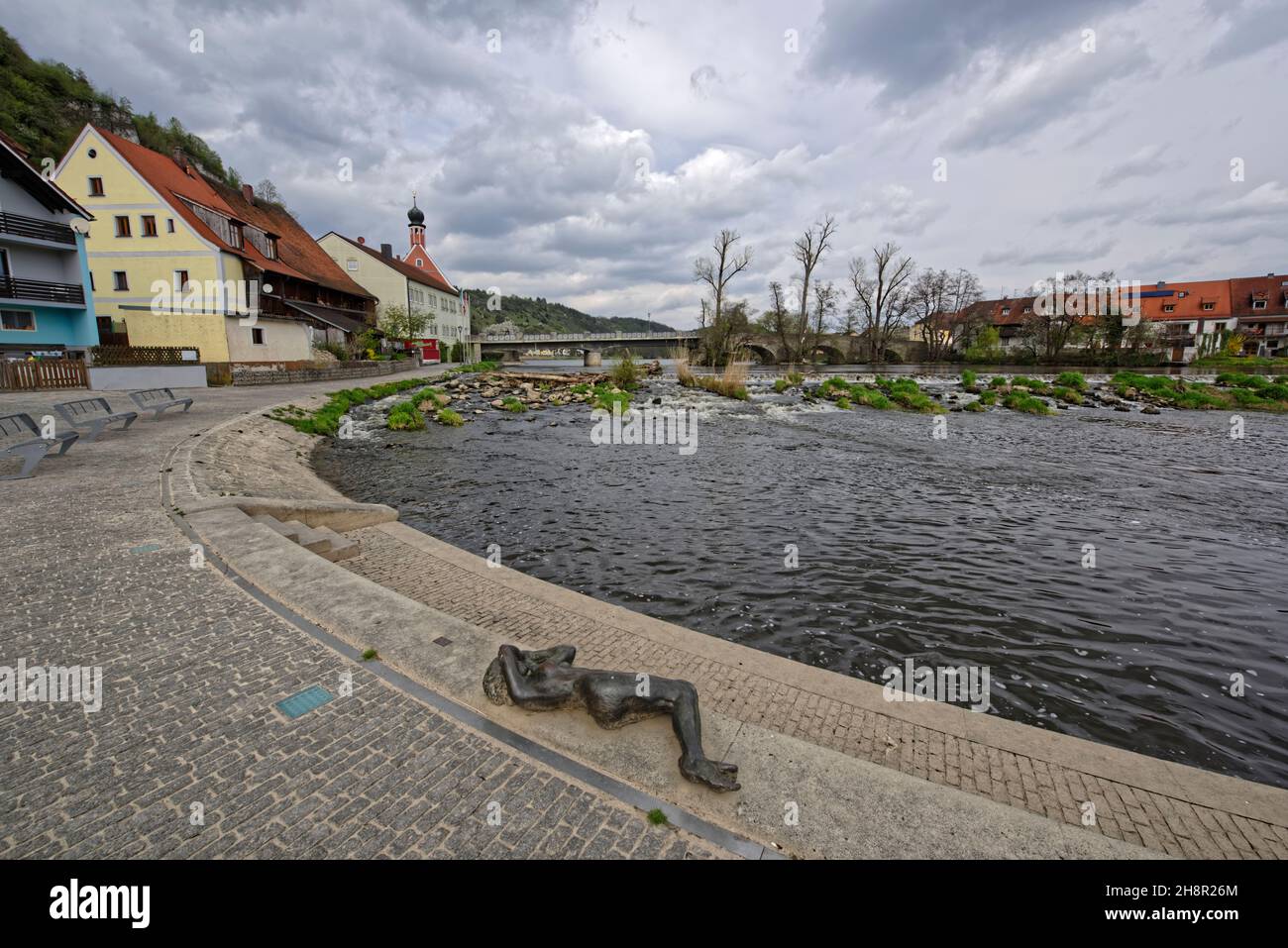 Die Naab ist ein linker und nördlicher Nebenfluss der Donau in der ...