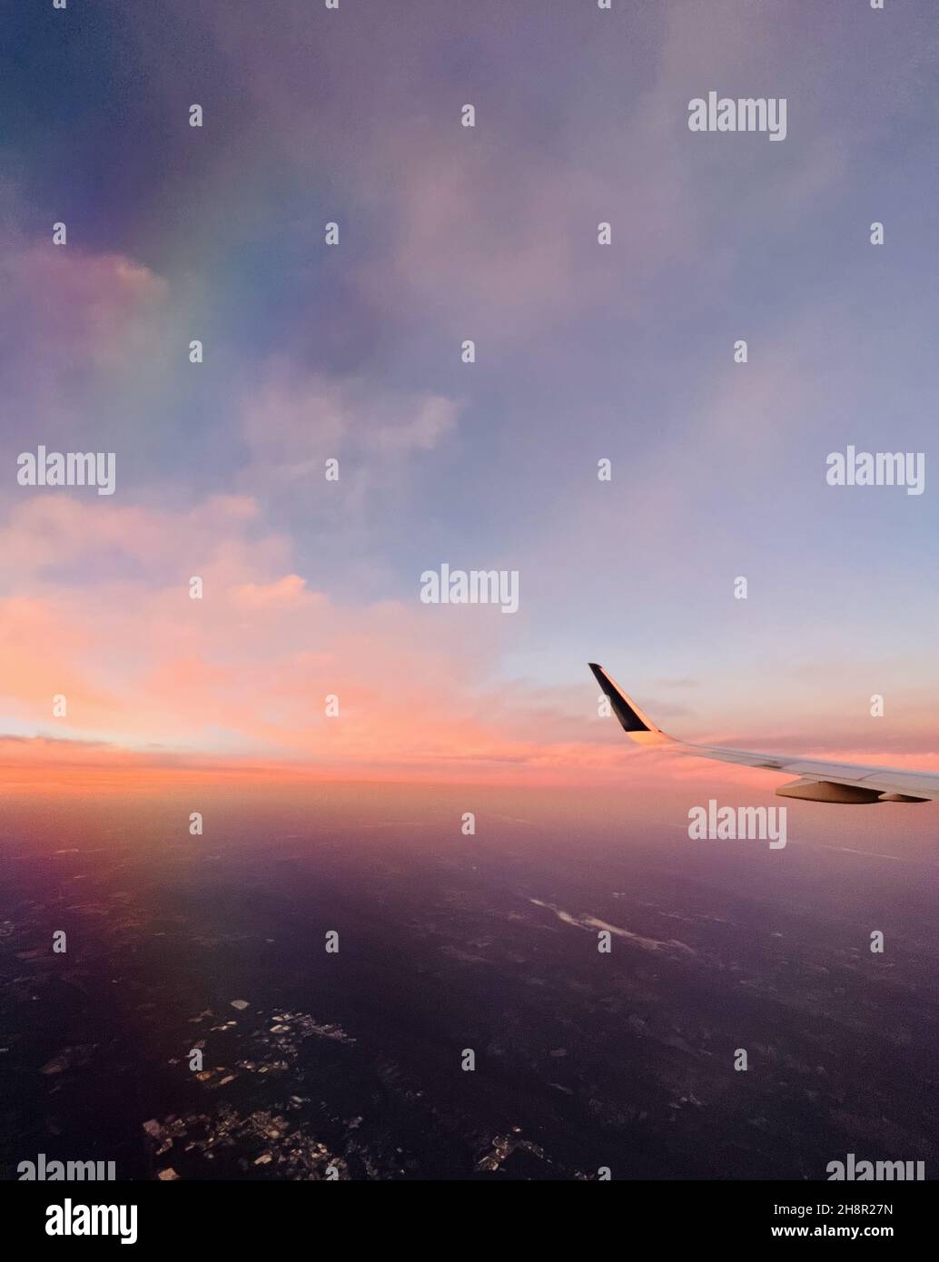 Beautiful vertical shot airplane hi-res stock photography and images ...
