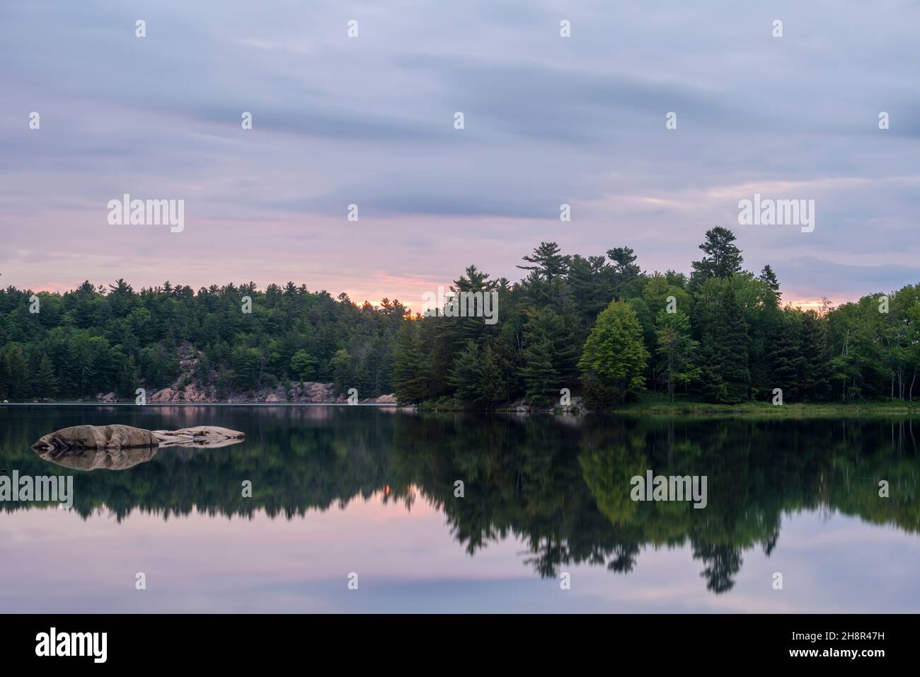 George Lake at dawn, Killarney Provincial Park, Killarney, Ontario ...