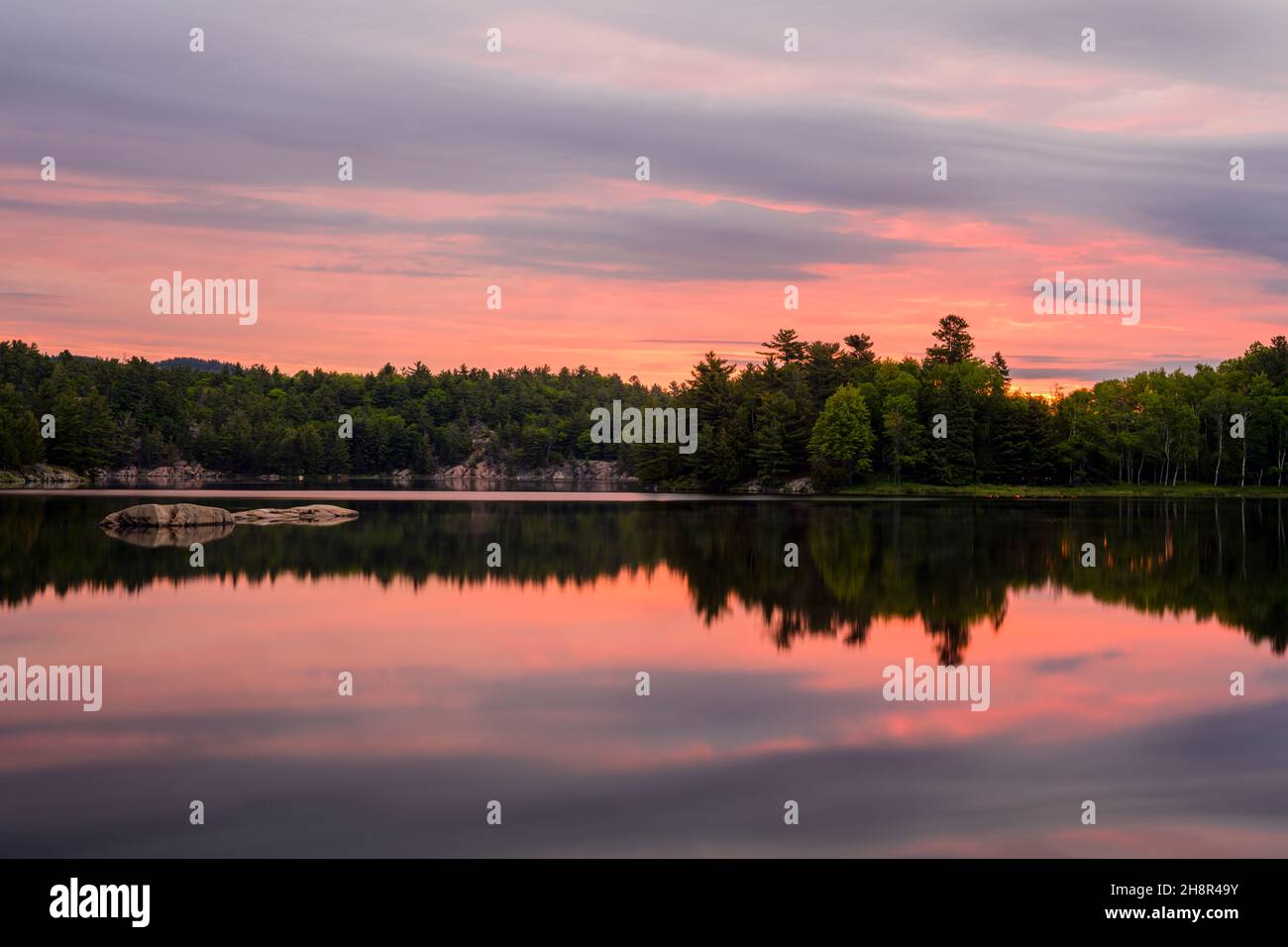 George Lake at dawn, Killarney Provincial Park, Killarney, Ontario ...