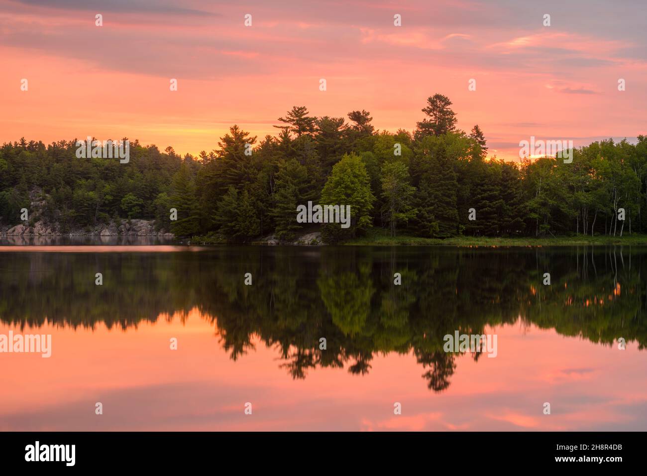 George Lake at dawn, Killarney Provincial Park, Killarney, Ontario ...