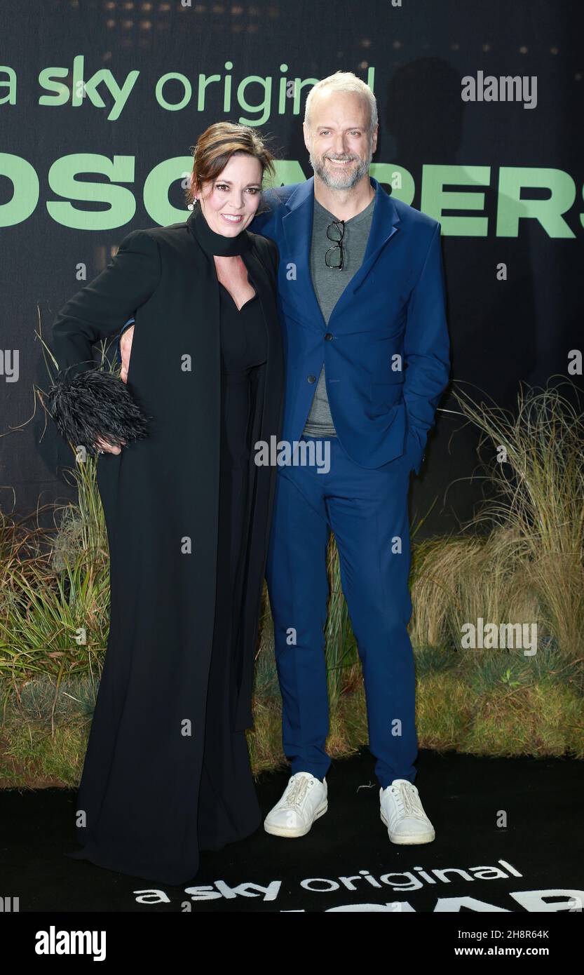 LONDON, UNITED KINGDOM - Nov 30, 2021: Ed Sinclair and Olivia Colman ...