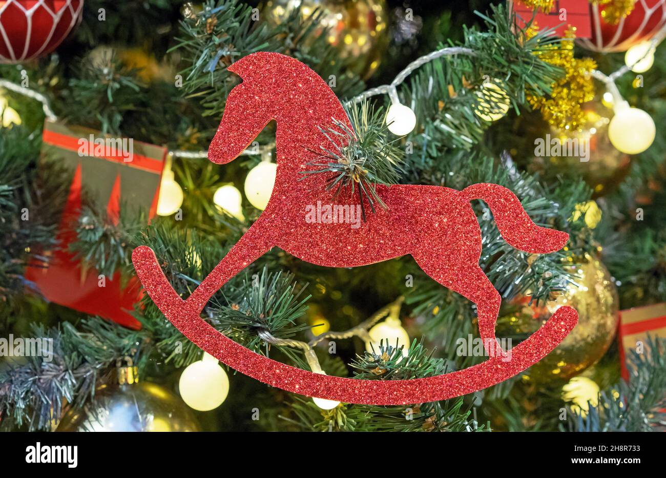 Red rocking horse hi-res stock photography and images - Alamy