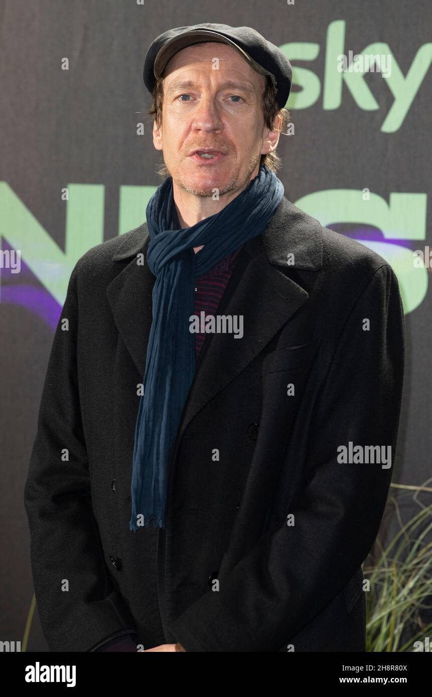 LONDON, ENGLAND - NOVEMBER 30: David Thewlis attends the UK Premiere of ...