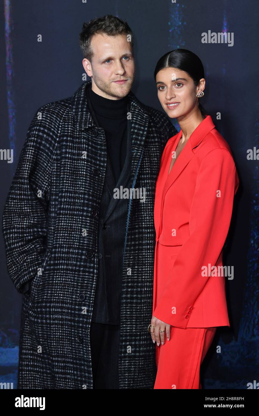 London, UK. December 1st, 2021. London, UK. Josh Dillon and Anya ...