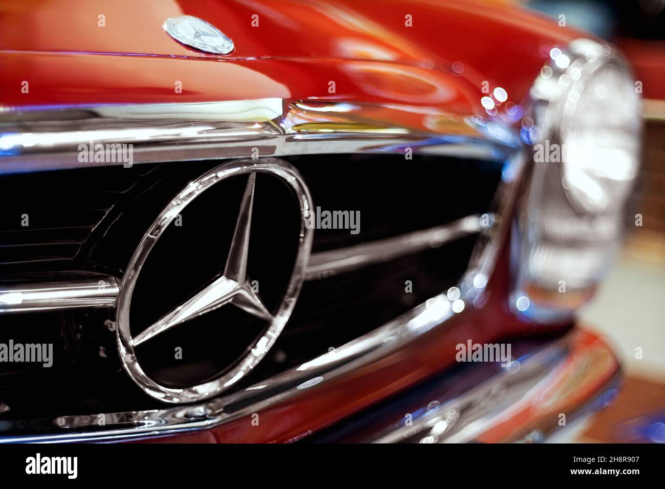 Izmir, Turkey - June 21, 2021: Close up shot of a Mercedes 280 sl red ...