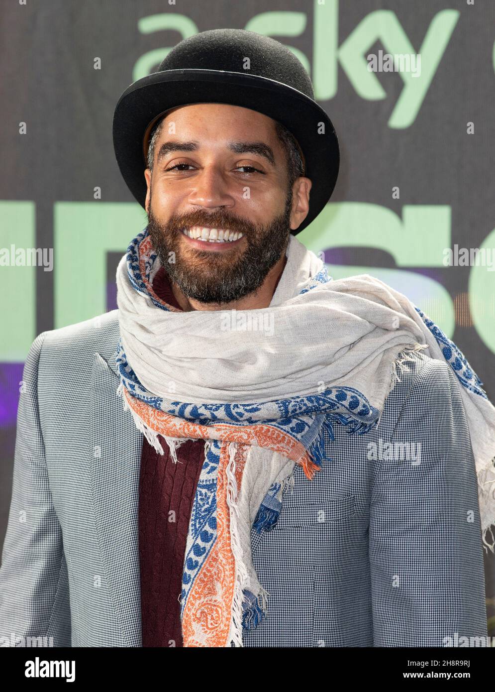 Queen attends film premiere hi-res stock photography and images - Alamy