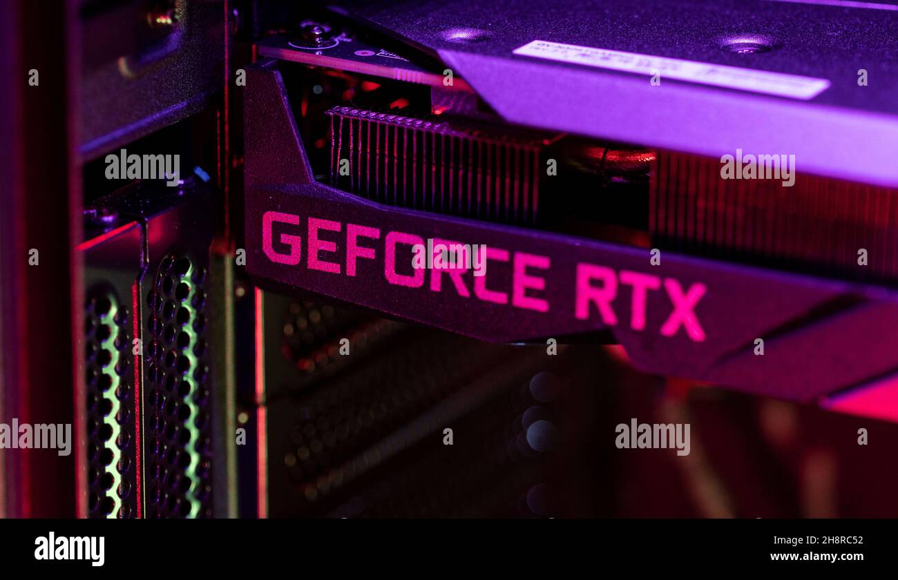 Geforce rtx hi-res stock photography and images - Alamy