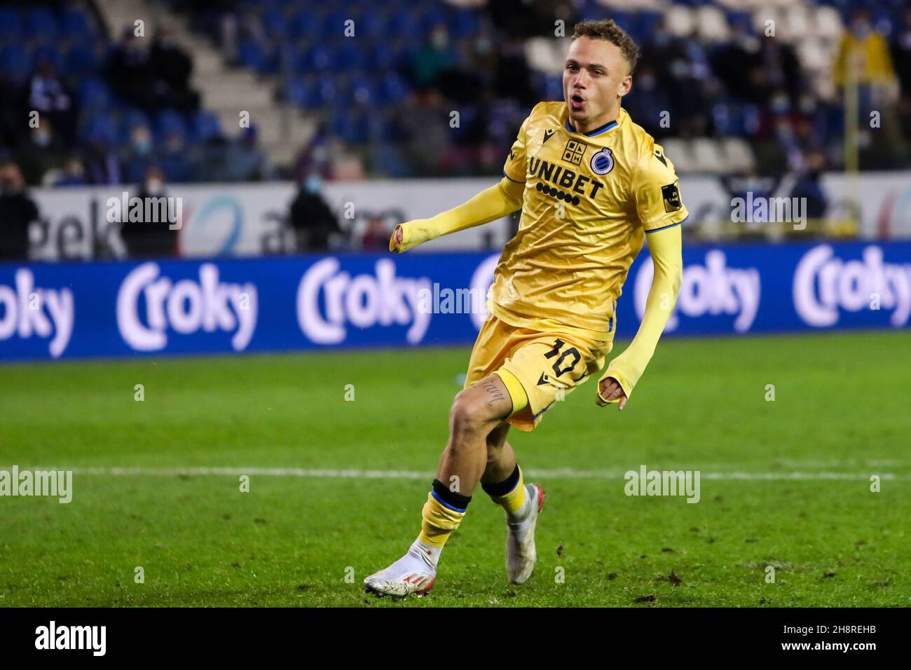 GENK, BELGIUM - DECEMBER 1: Noa Lang of Club Brugge celebrating their ...