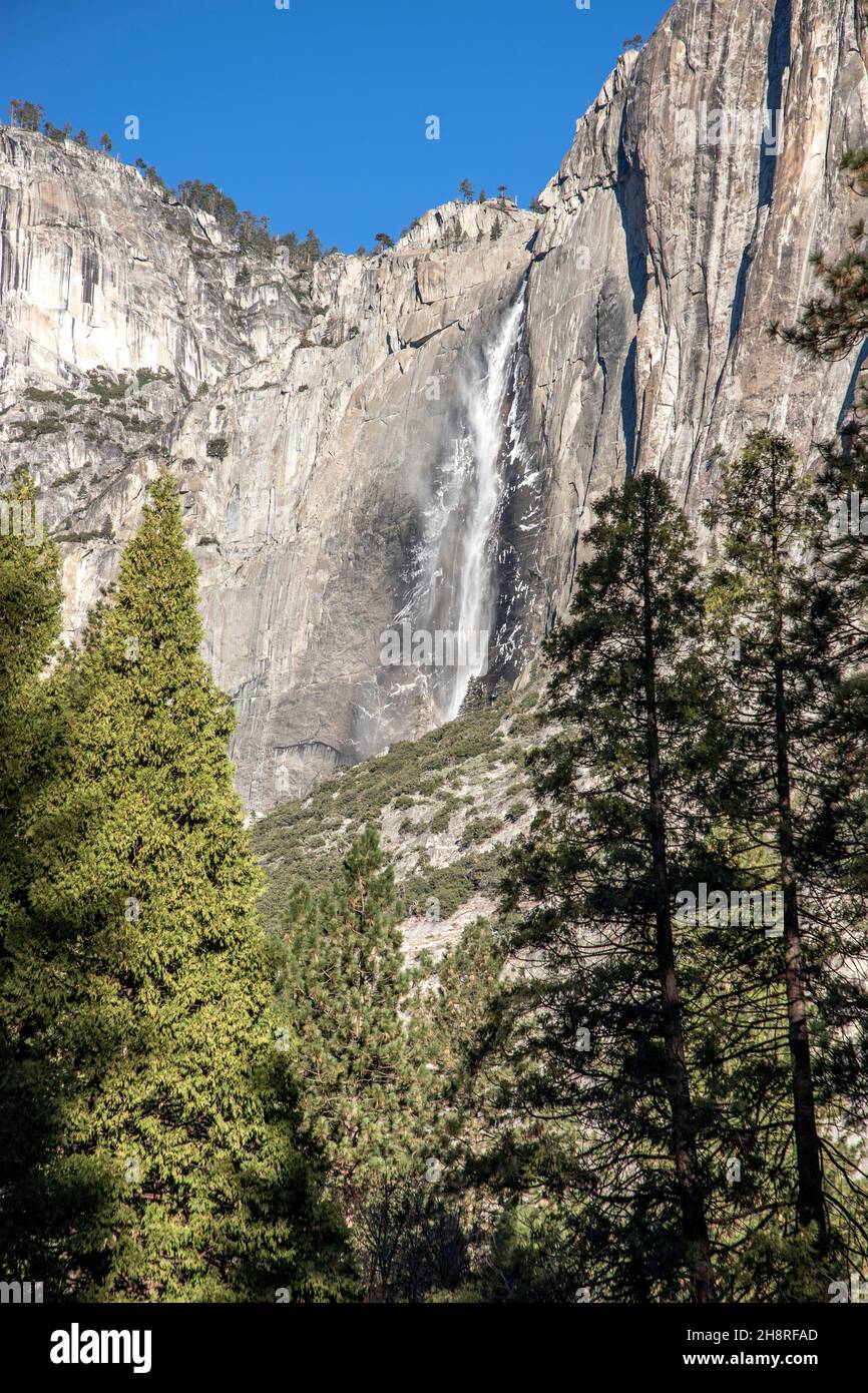 Yosemite Falls at sunrise in Yosemite-Valley, California Stock Photo ...