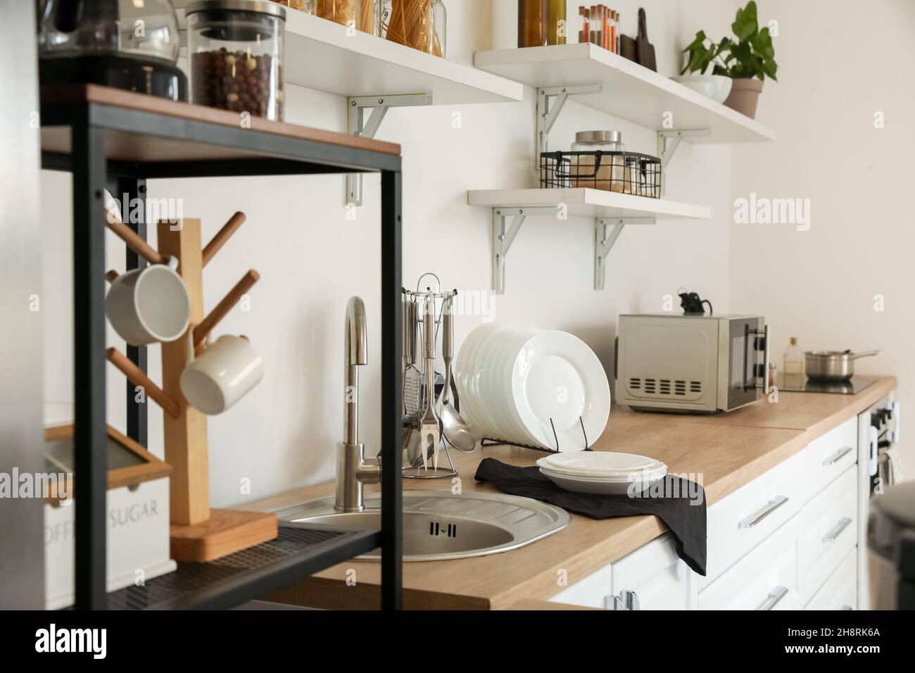 Stylish counter hi-res stock photography and images - Alamy