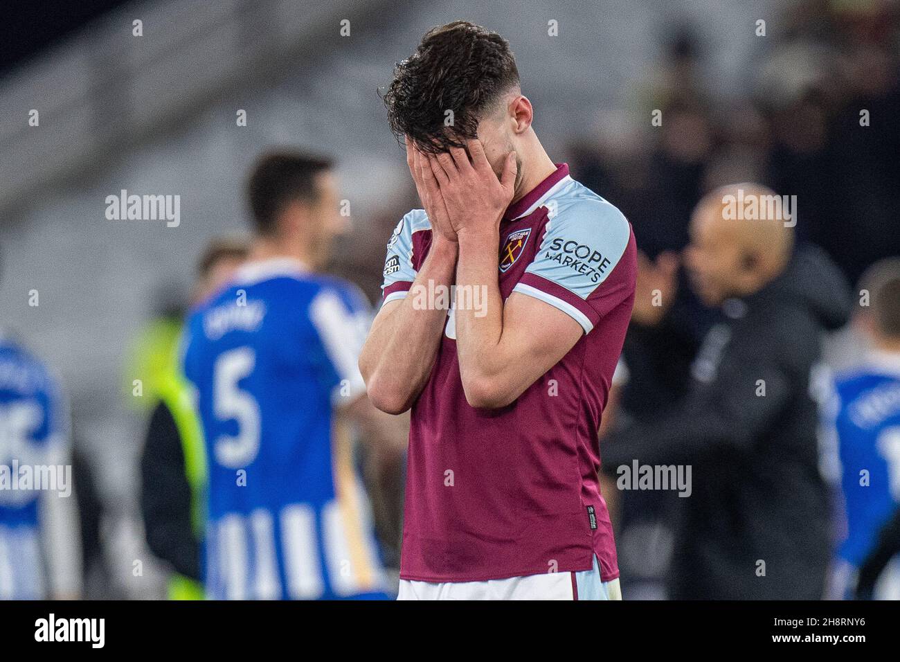 LONDON, ENGLAND - DECEMBER 01: Declan Rice looking dejected during the ...