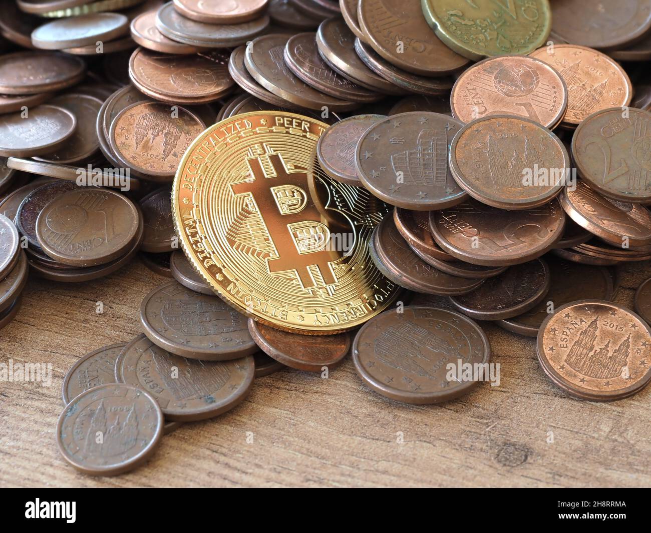 Other coins hi-res stock photography and images - Alamy