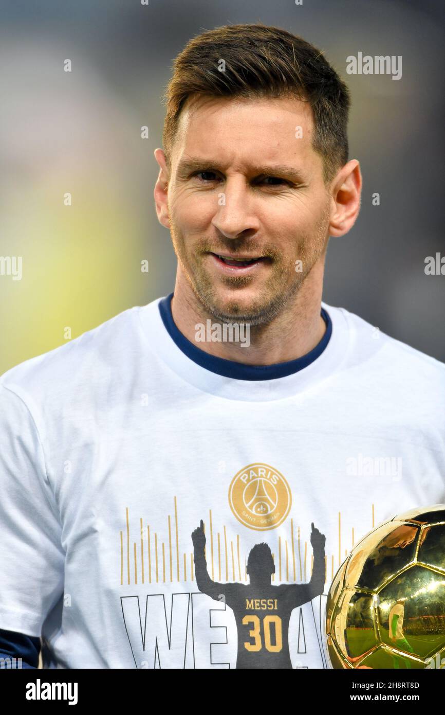 Lionel messi ballon d or 2021 hi-res stock photography and images - Alamy