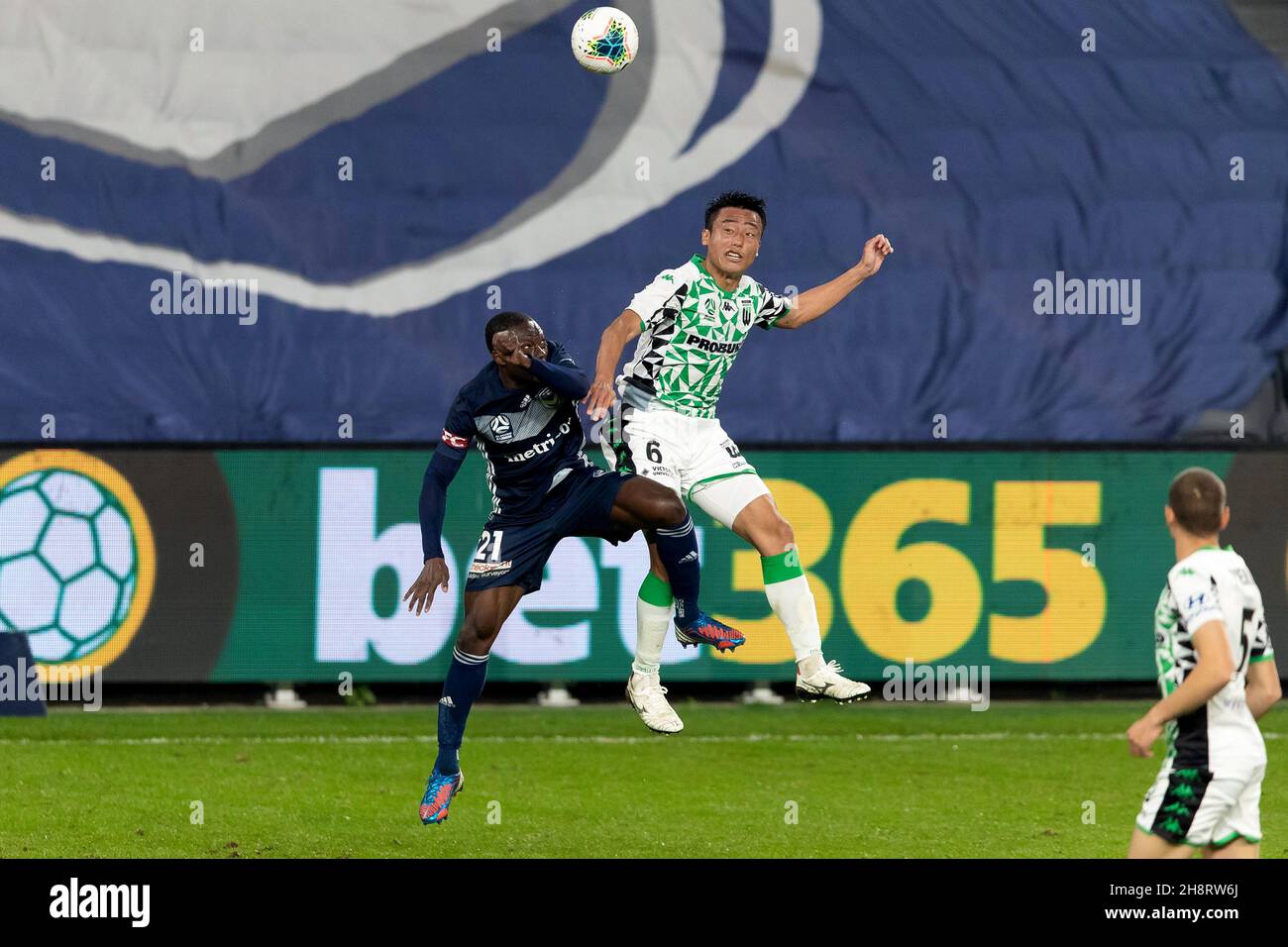 Western United defender Tomoki Imai (6) battles for the ball with ...