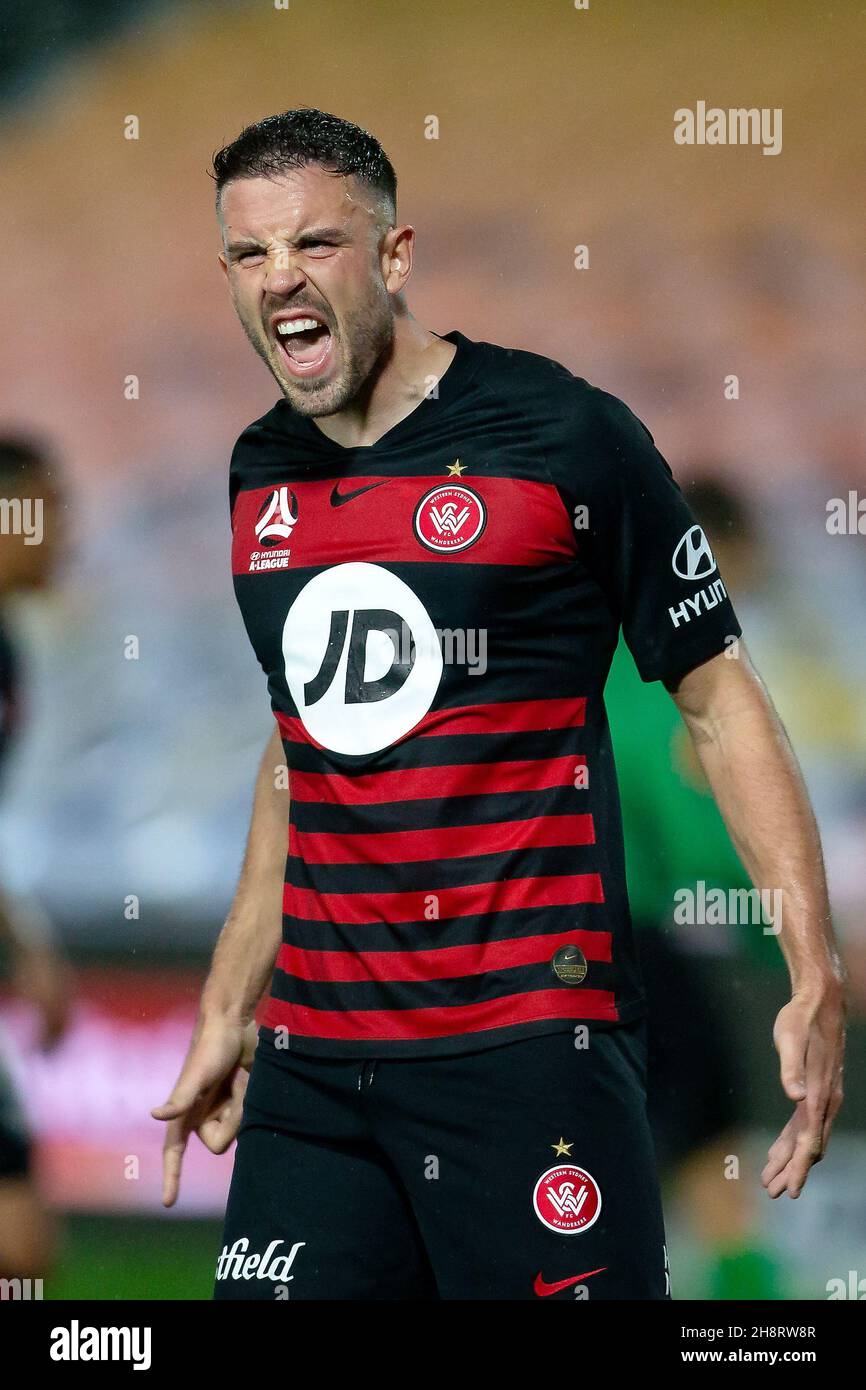 Western Sydney Wanderers defender Matthew Jurman (6) argues with the ...