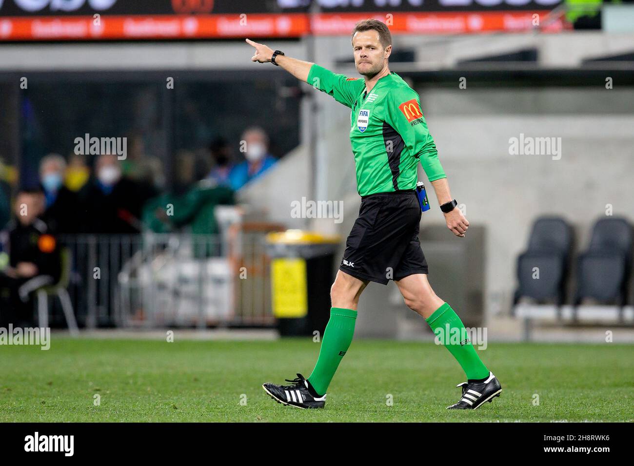 Referee Chris Beath (Photo by Damian Briggs/ Speed Media Stock Photo ...