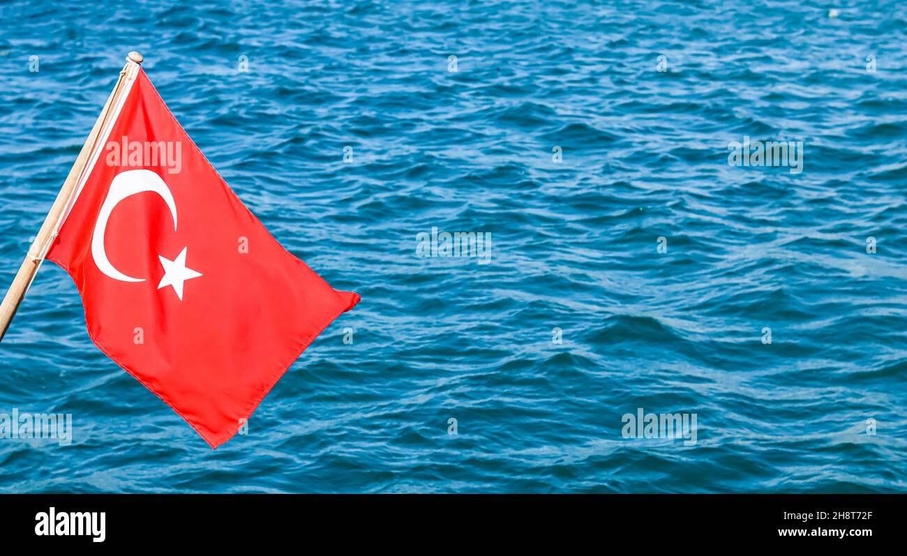 Historical red crescent hi-res stock photography and images - Alamy