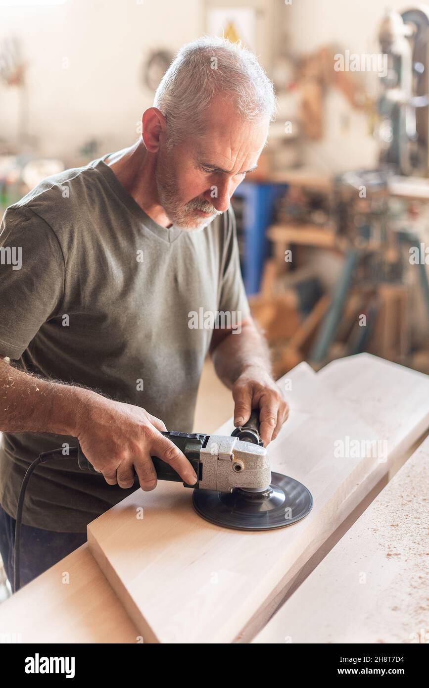 Hand sanding hi-res stock photography and images - Alamy