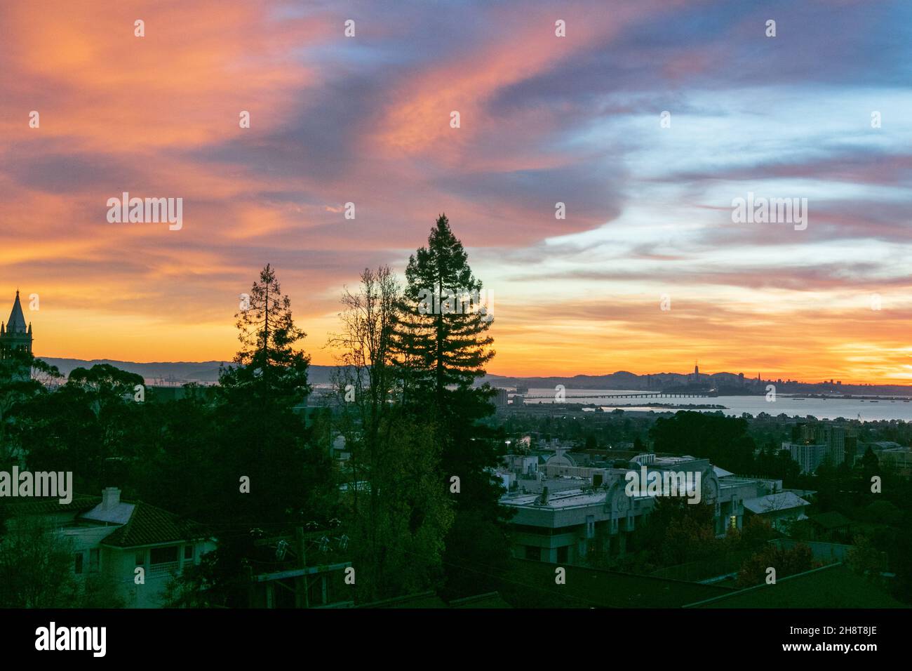 November 26, 2021: The sunset in the San Francisco Bay Area as viewed ...