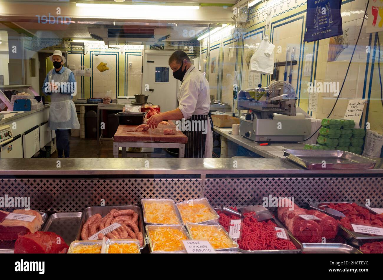 Butchers shop window uk hi-res stock photography and images - Alamy