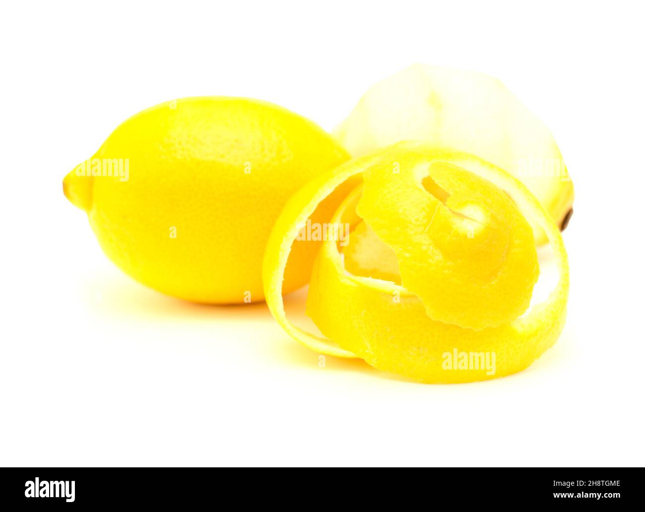 Using lemon peel to make Potpourri in the shape of roses Stock Photo ...