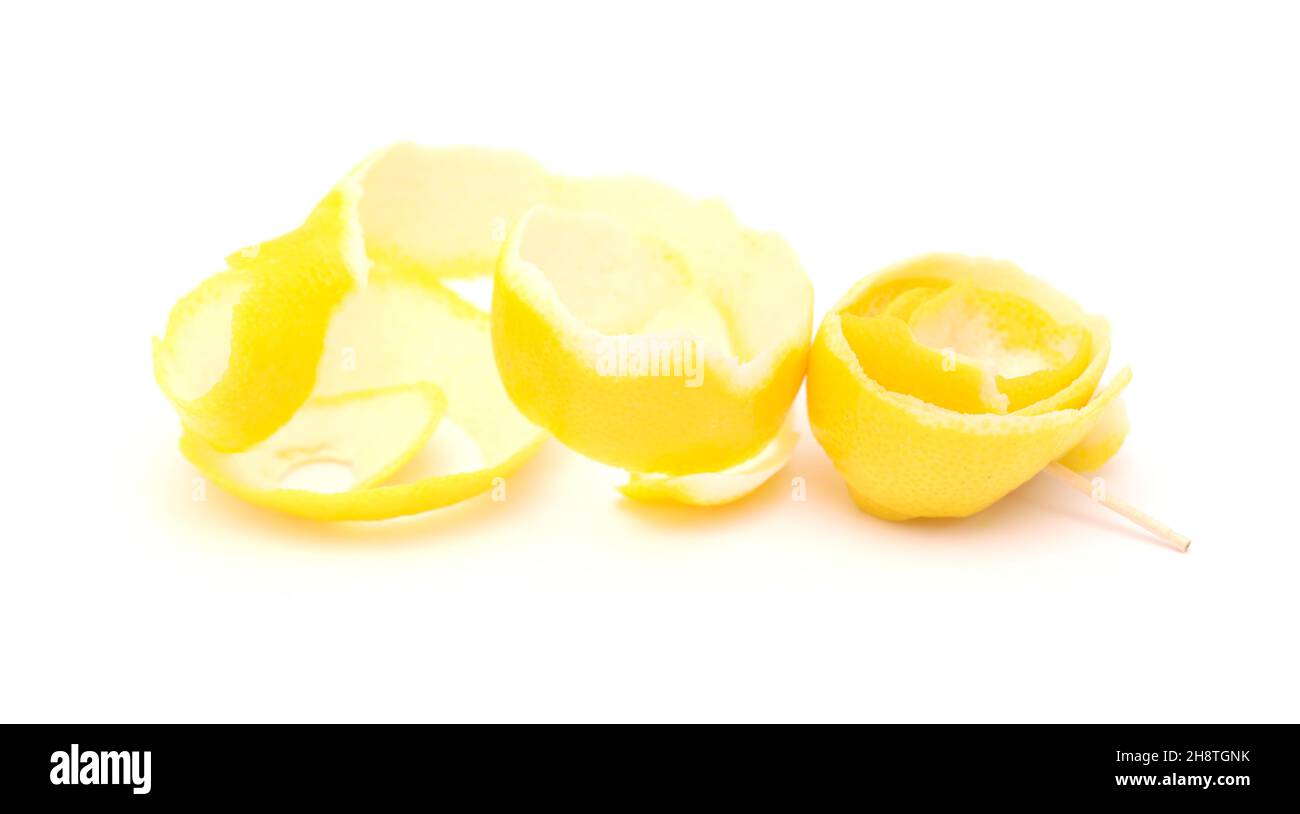 Using lemon peel to make Potpourri in the shape of roses Stock Photo ...