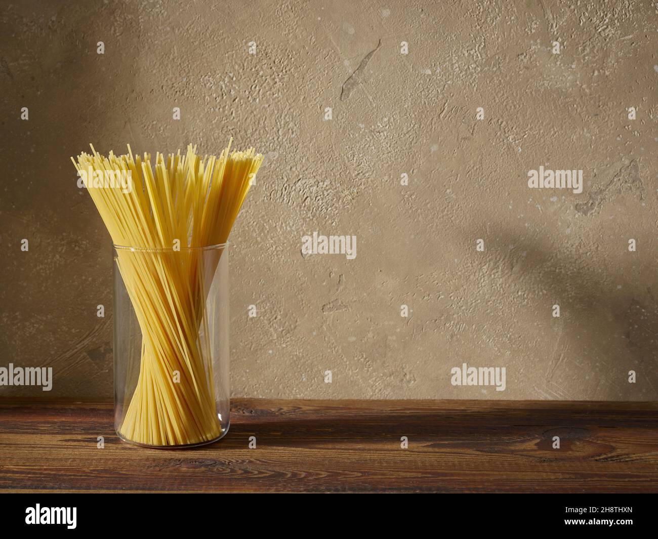 Spaghetti storage hi-res stock photography and images - Alamy