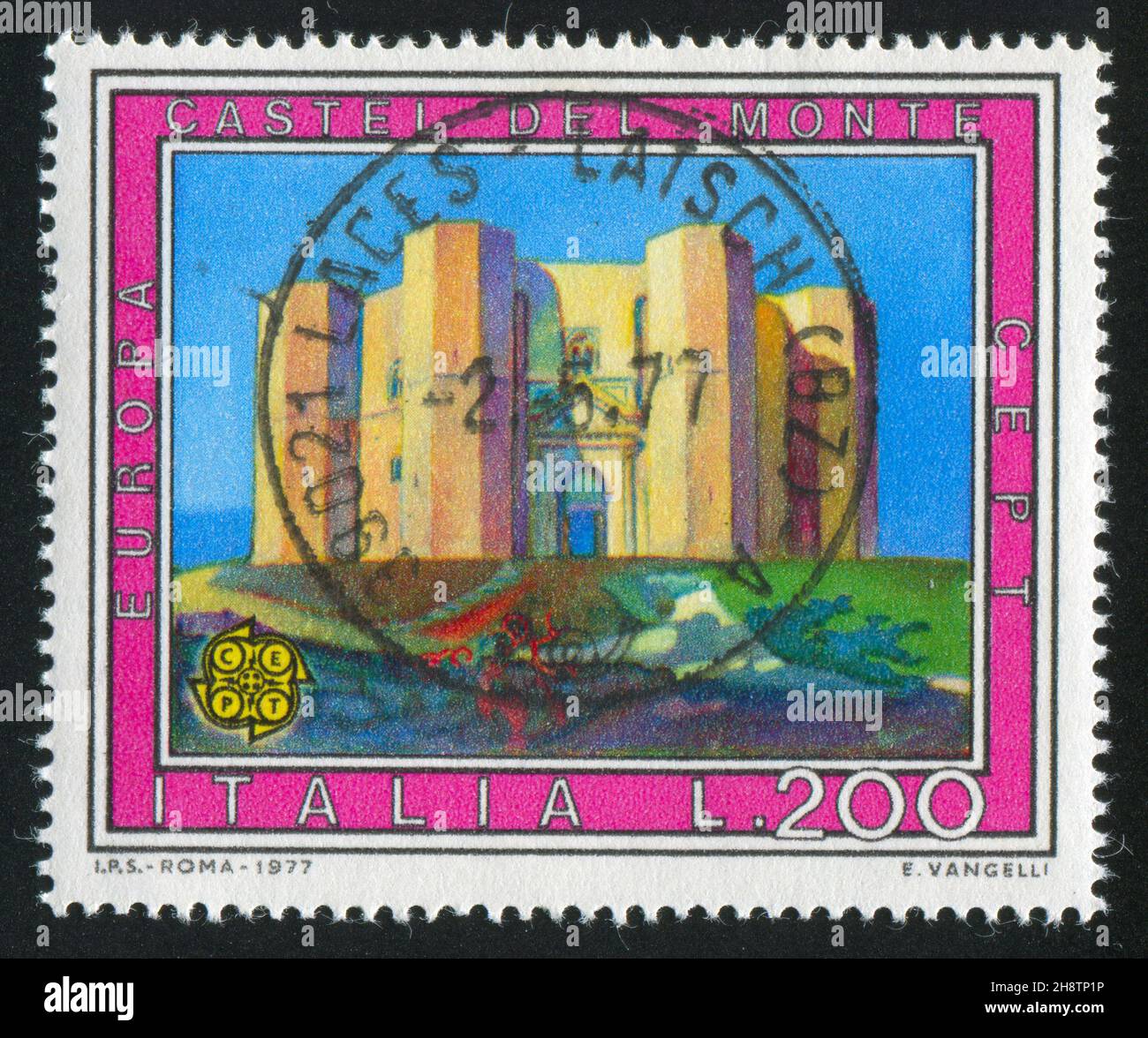 ITALY - CIRCA 1977: stamp printed by Italy, shows Castle Del Monte ...