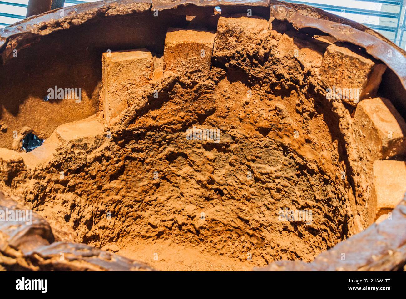 Melting pot hi-res stock photography and images - Alamy