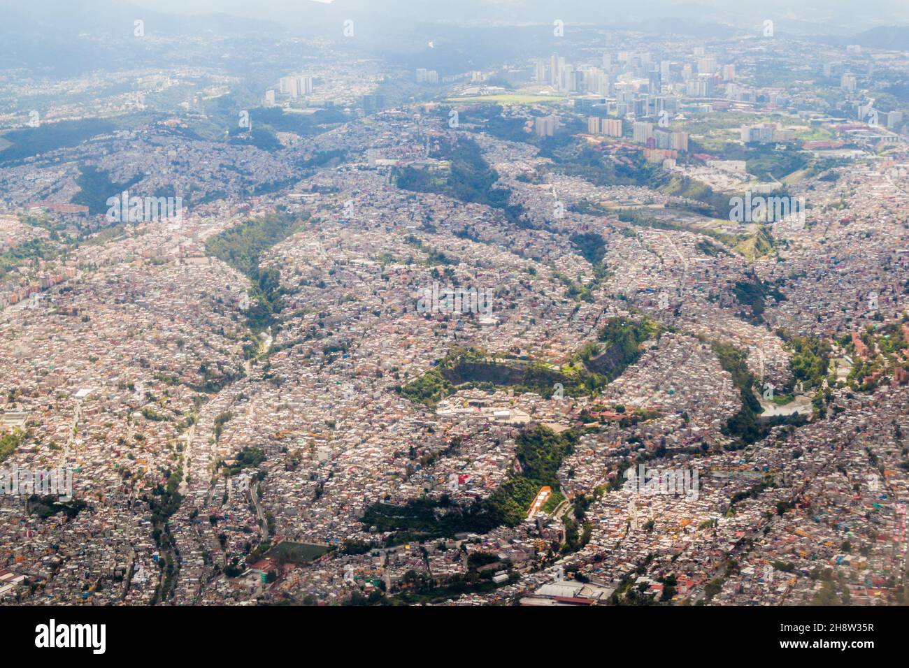 Aerial view of mexico city suburbs hi-res stock photography and images ...