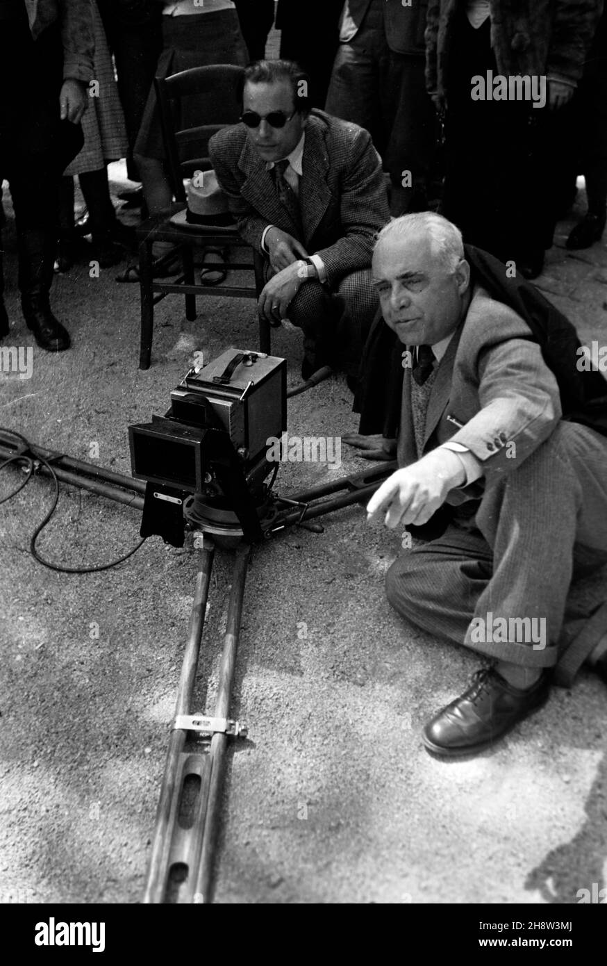 Kameramann Reimar Kuntze und Regisseur Carl Froelich am Set zu ...