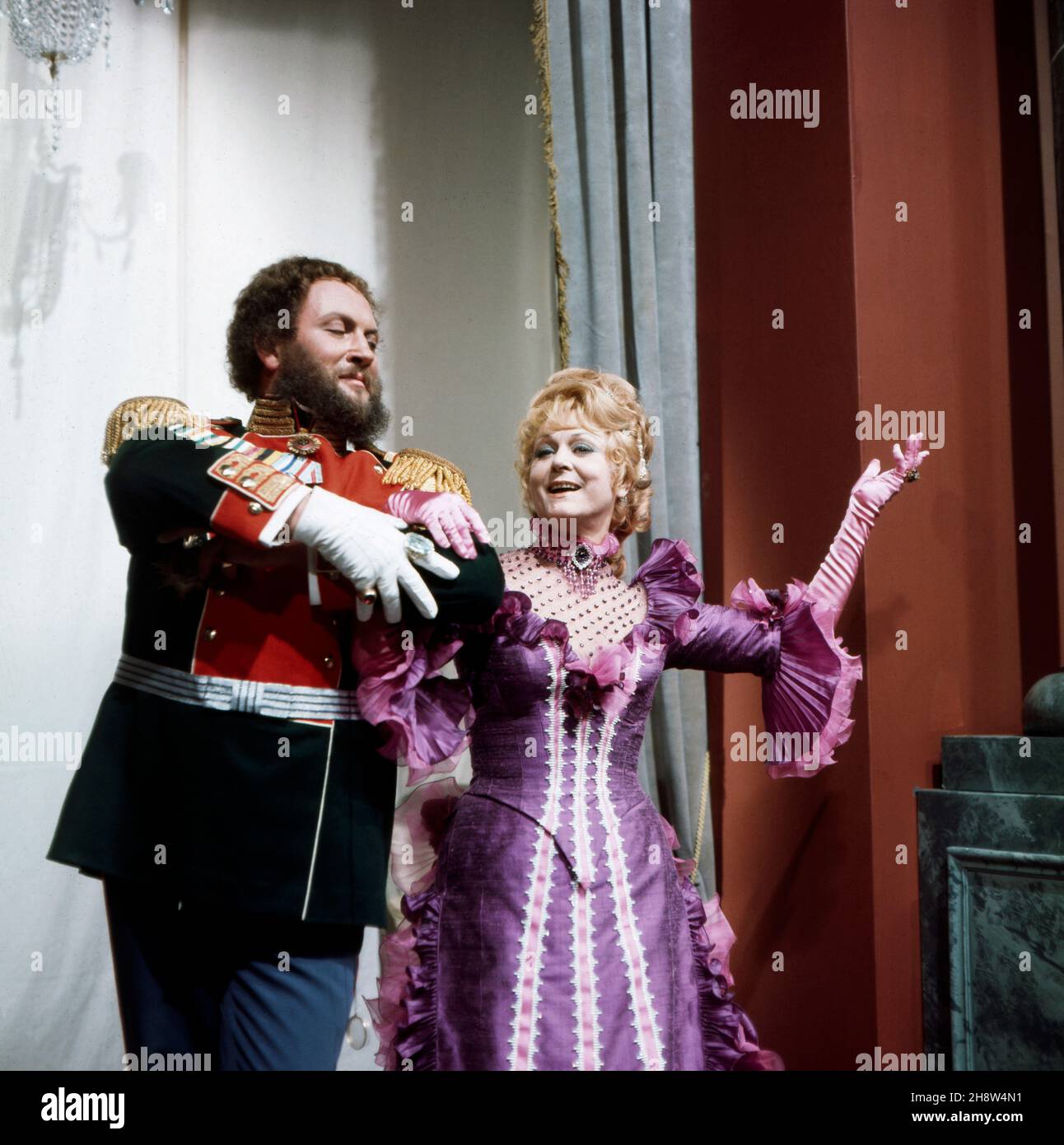 Der Letzte Walzer, Operette von Oscar Strauss, ZDF Fernsehverfilmung ...