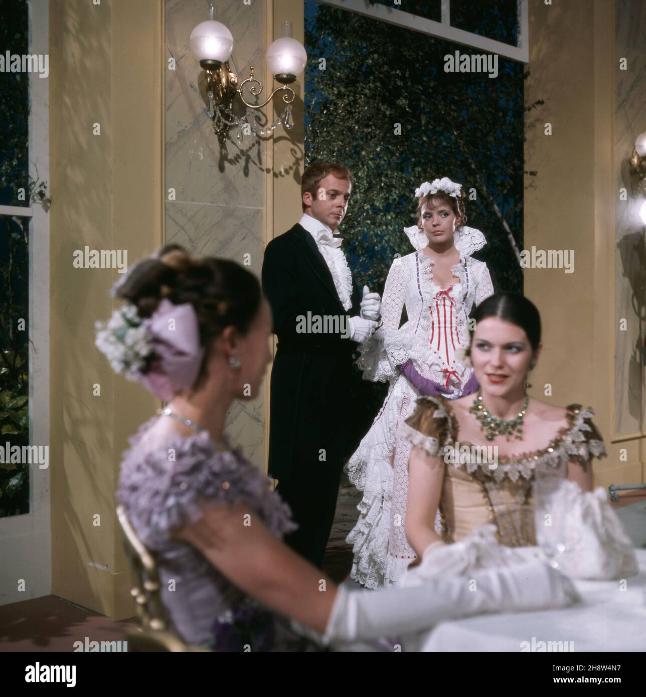 Der Letzte Walzer, Operette von Oscar Strauss, ZDF Fernsehverfilmung ...