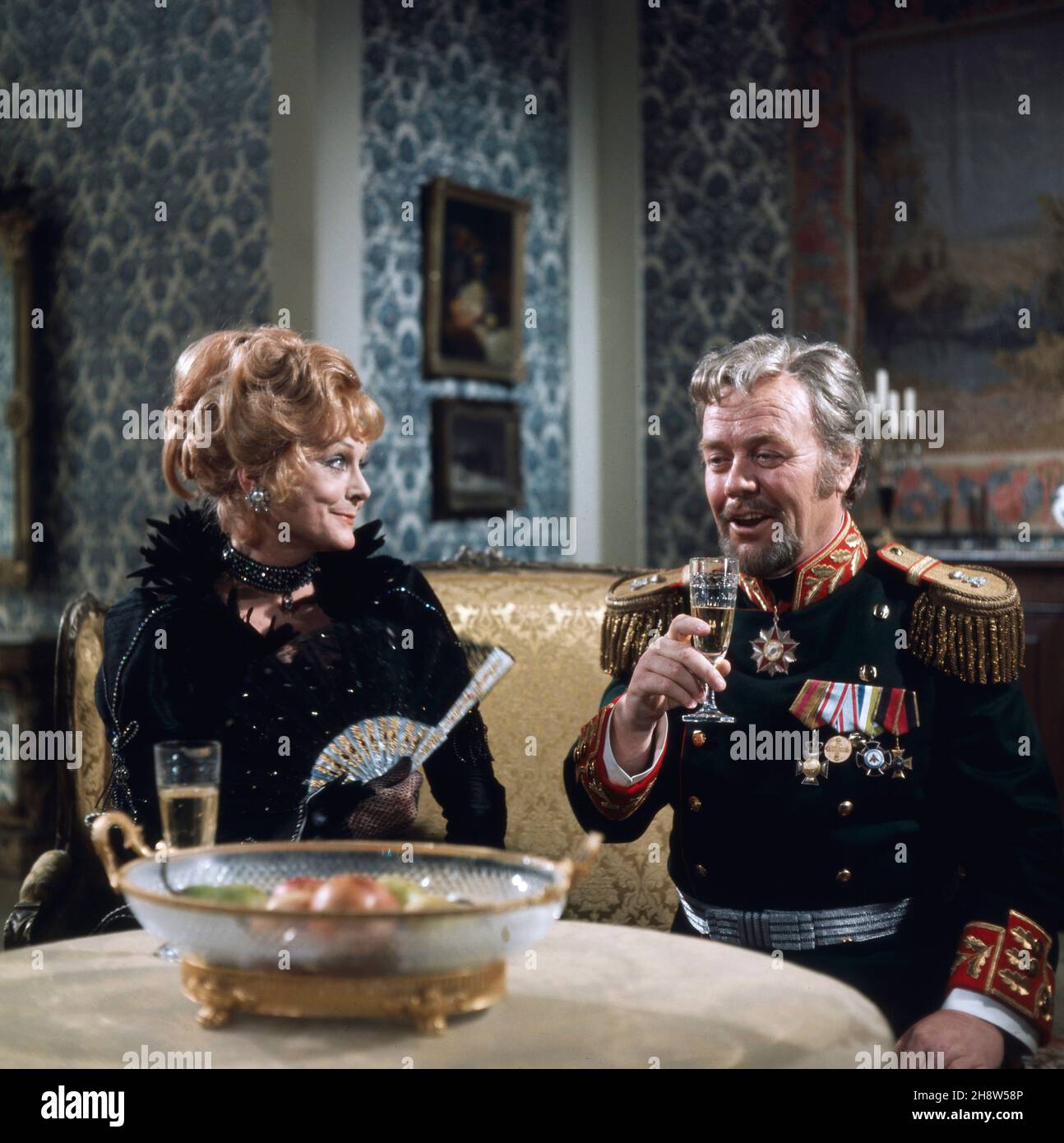 Der Letzte Walzer, Operette von Oscar Strauss, ZDF Fernsehverfilmung ...