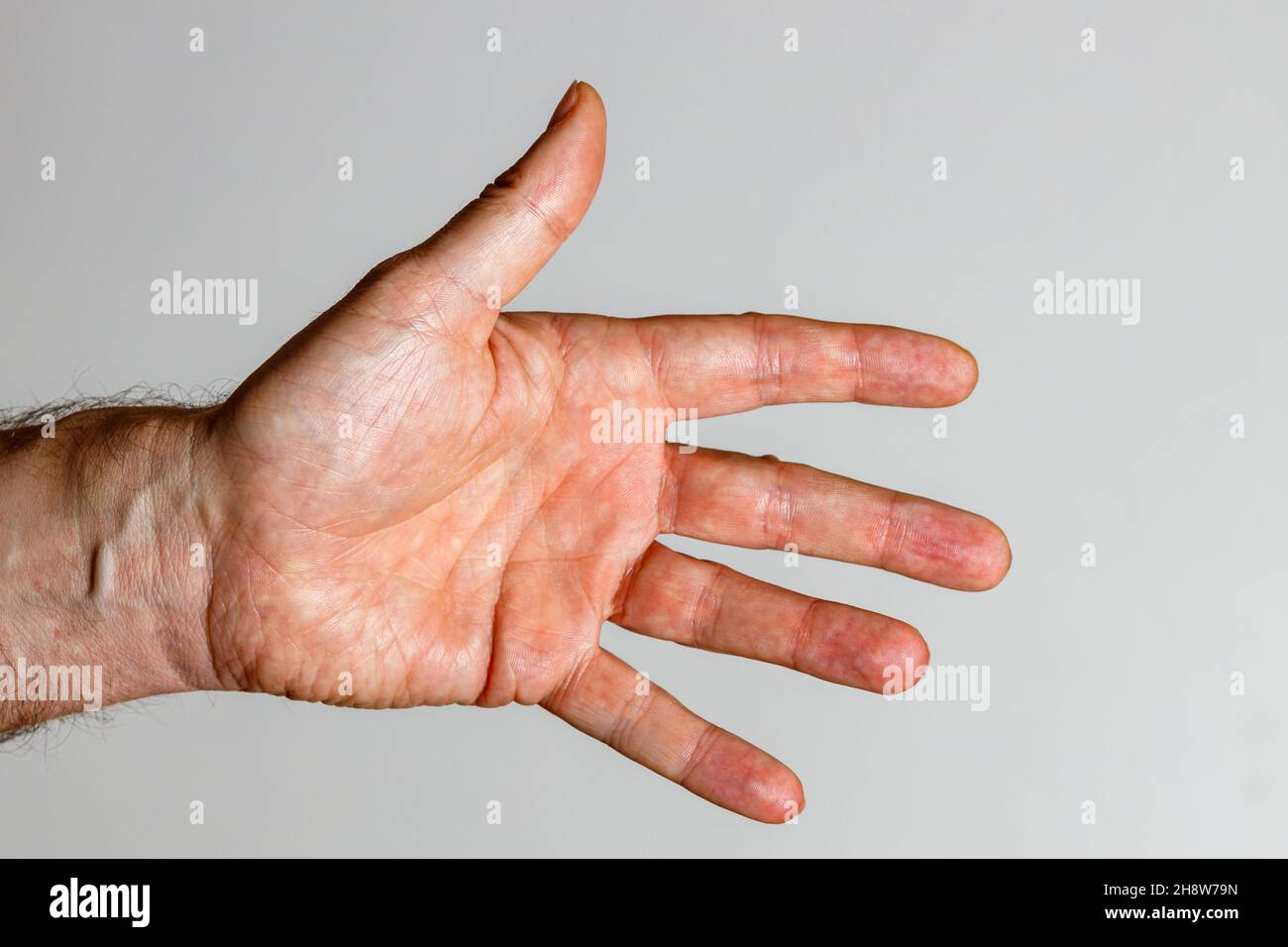 A hand with 5 finger Stock Photo - Alamy