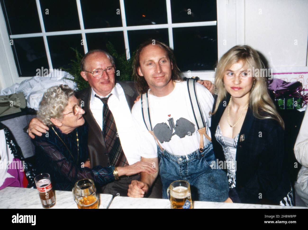 Adele, Karl und Otto Waalkes mit Ehefrau Manuela Manu Ebelt, deutscher ...