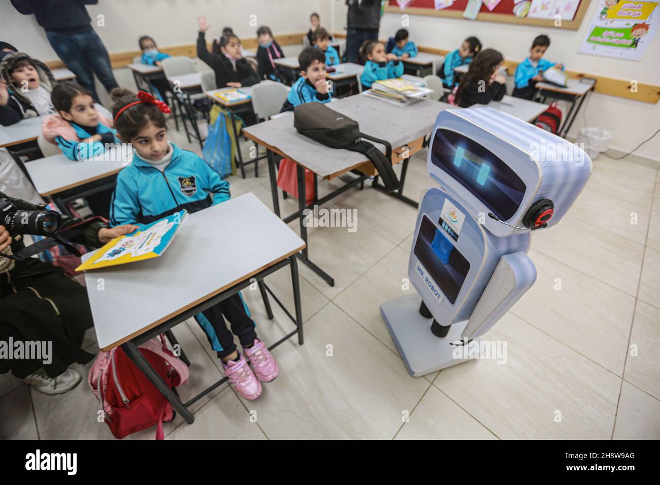 Gaza City, Palestinian Territories. 02nd Dec, 2021. Palestinian ...