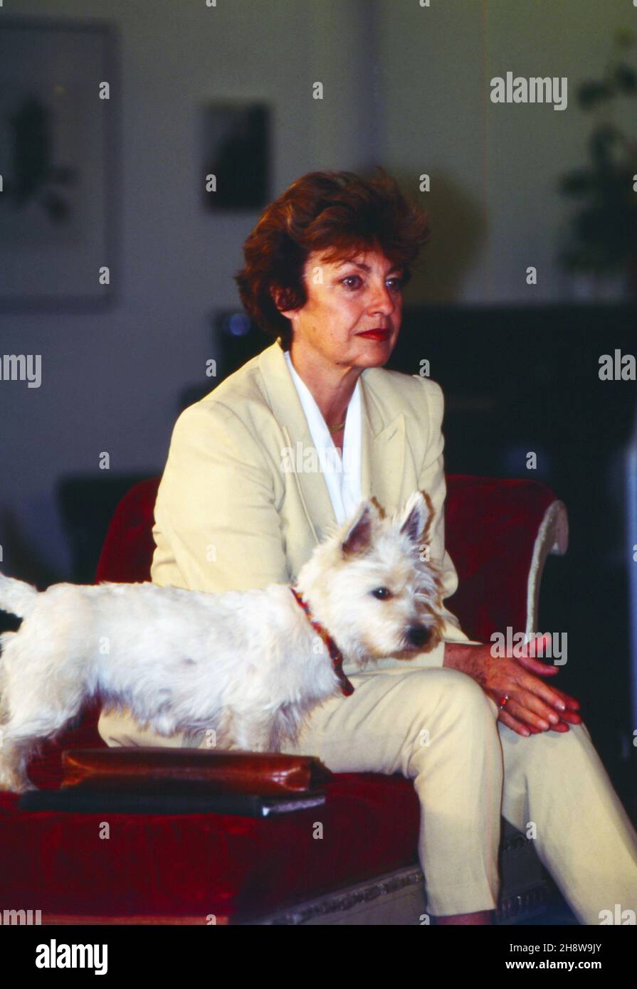 Nicole Heesters, deutsche Schauspielerin und Hörspielsprecherin ...