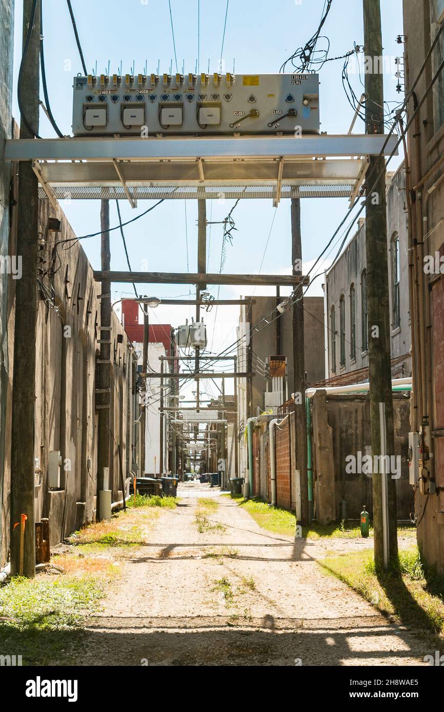 Back alley perspective hi-res stock photography and images - Alamy