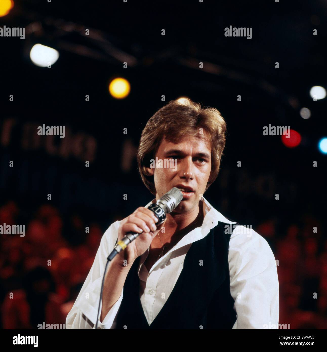 ZDF Hitparade, Sänger Roland Kaiser, 1978. ZDF Hitparade, singer Roland ...