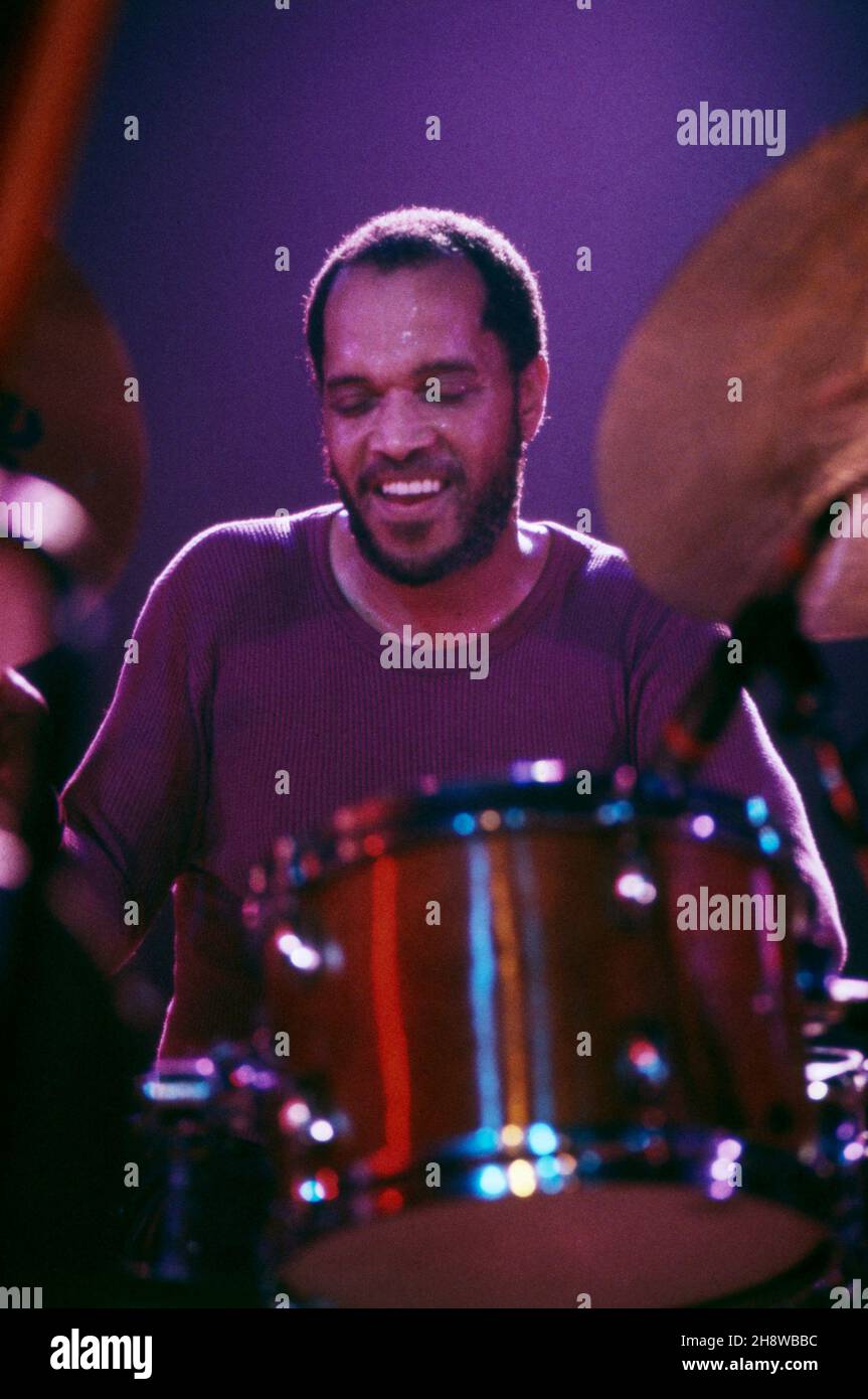 Billy Higgins Cymbals Clipart