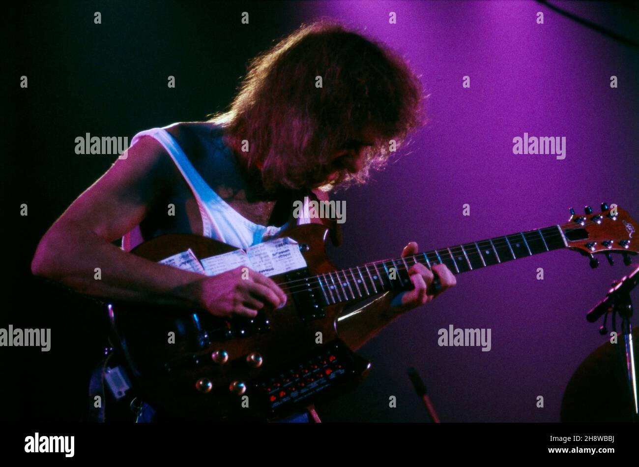 Jazzgitarrist hi-res stock photography and images - Alamy