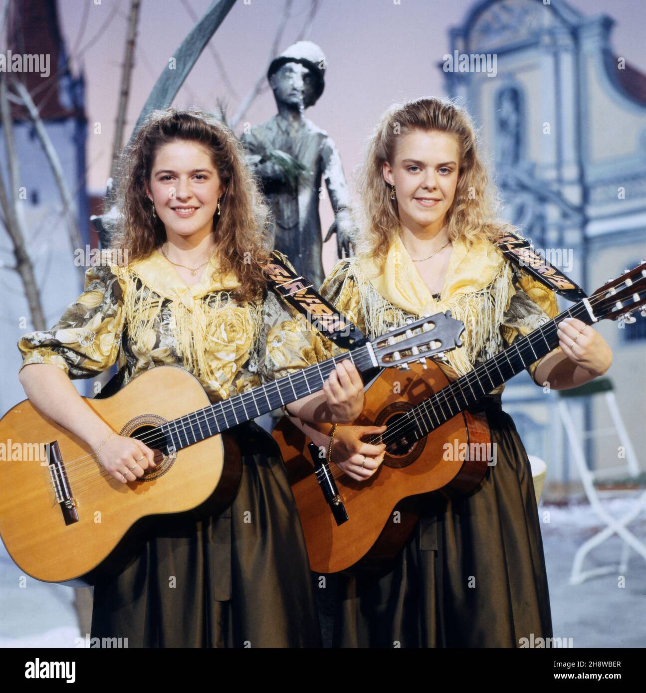 Simone und Bettina Traxl, Volksmusik Musikerinnen, Schwestern, Portrait ...