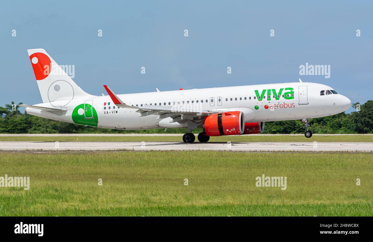 MATANZAS, CUBA - Sep 25, 2021: The Viva Aerobus Airbus A320 in the ...
