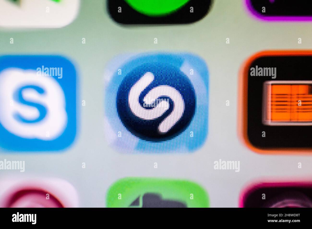 Shazam Logo High Resolution Stock Photography and Images - Alamy