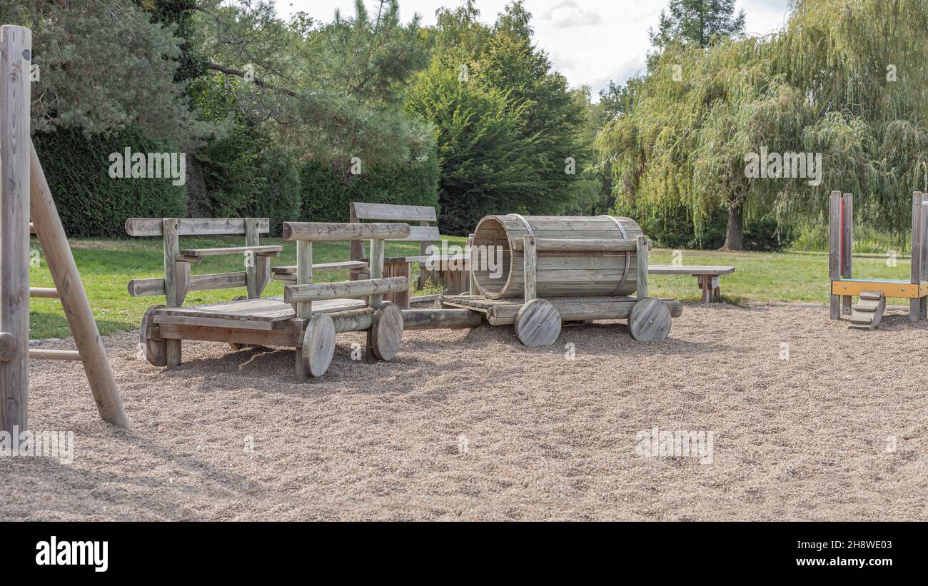 Childrens rustic play area using enviromentally friendly materials to ...